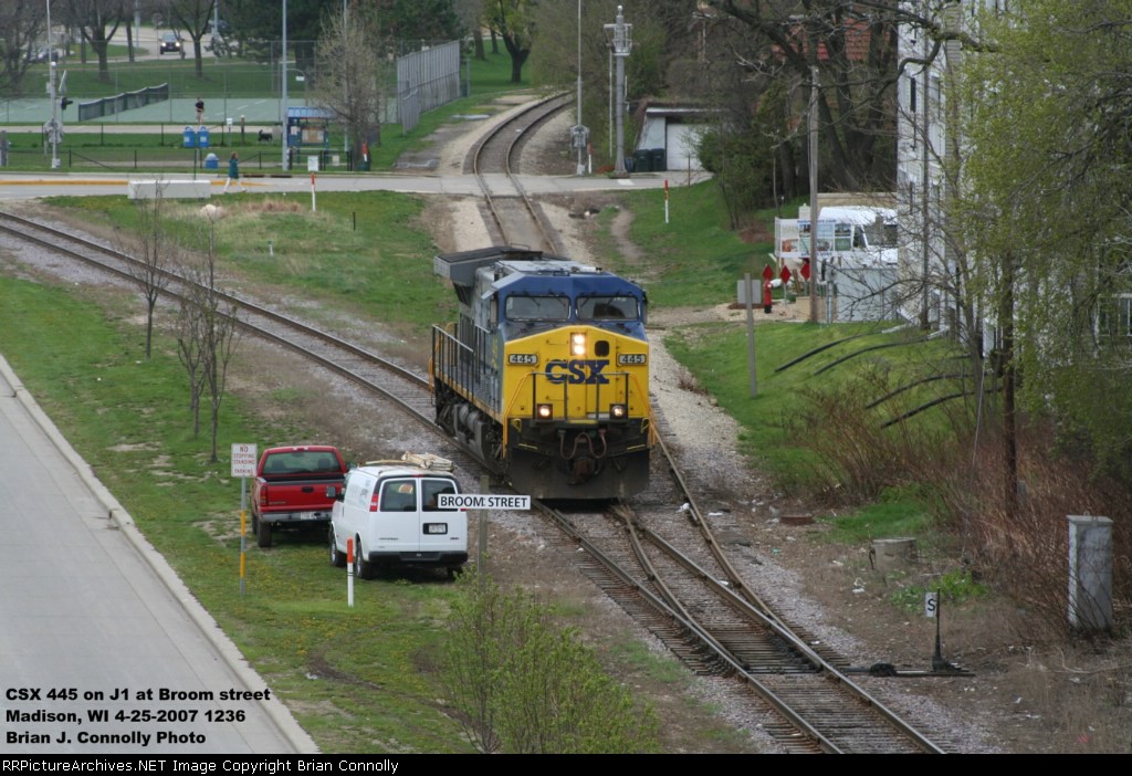 CSX 445 on J1